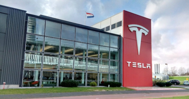 Tesla is Expanding but May Run into a Huge Snag - eCar Brief